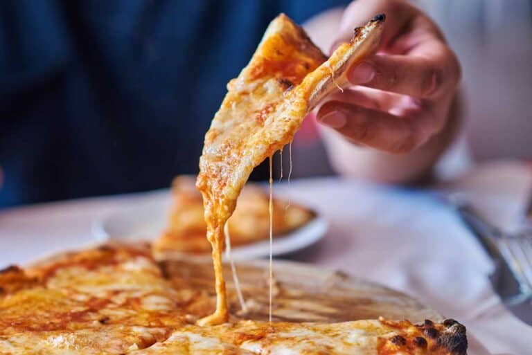 15 Best Brooklyn Food Tours (From A Local New Yorker!)