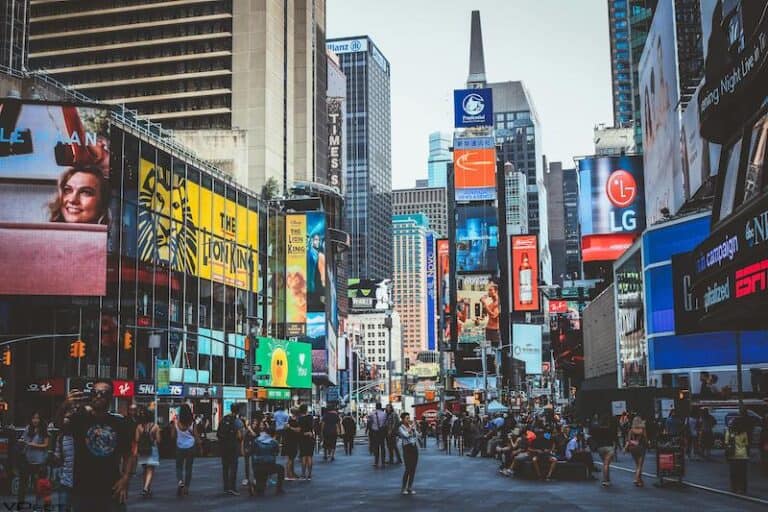28 Best Things To Do In Times Square NYC (From A Local)